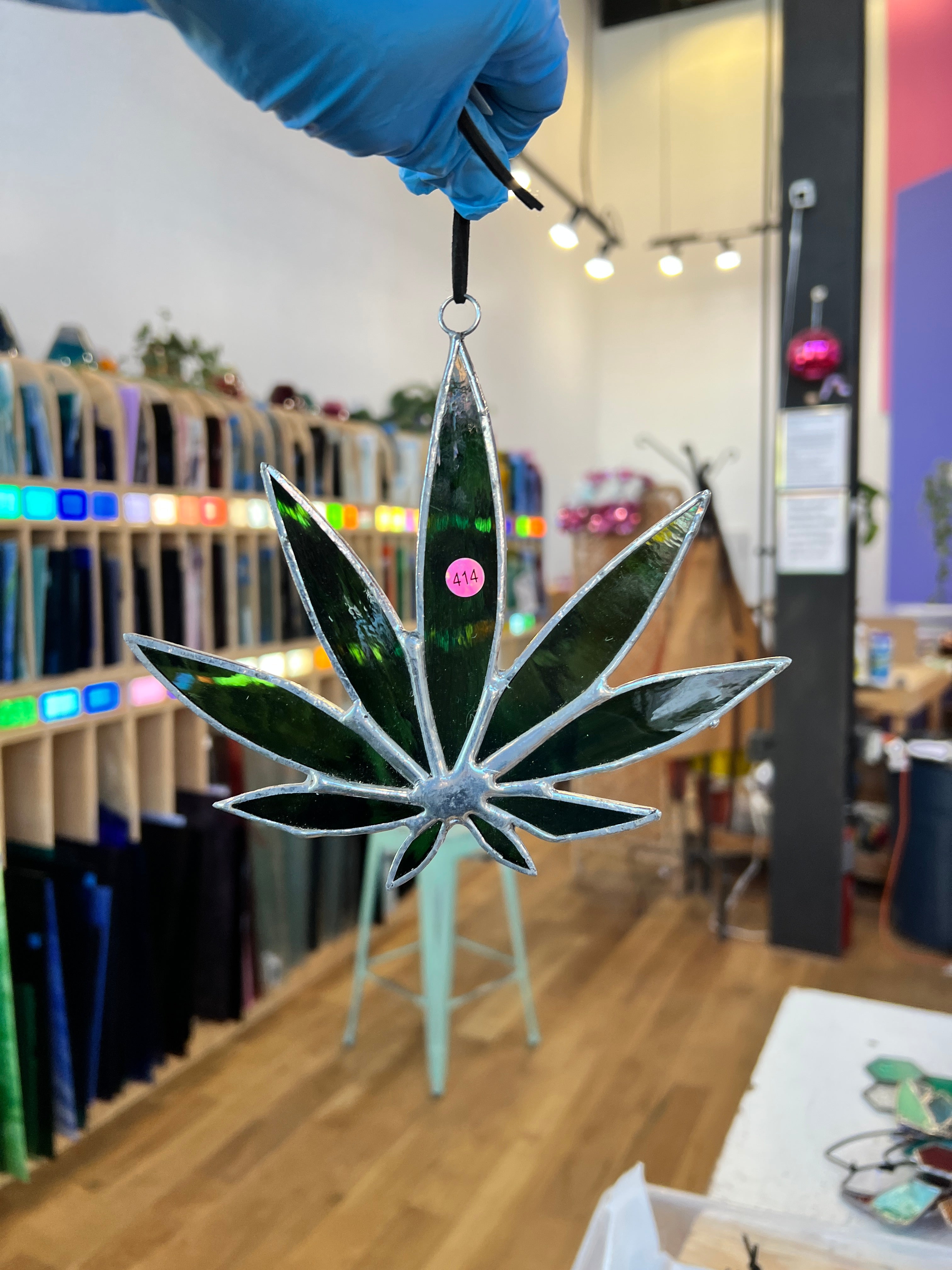 Stained Glass Marijuana Leaf 414 – Colorado Glass Works