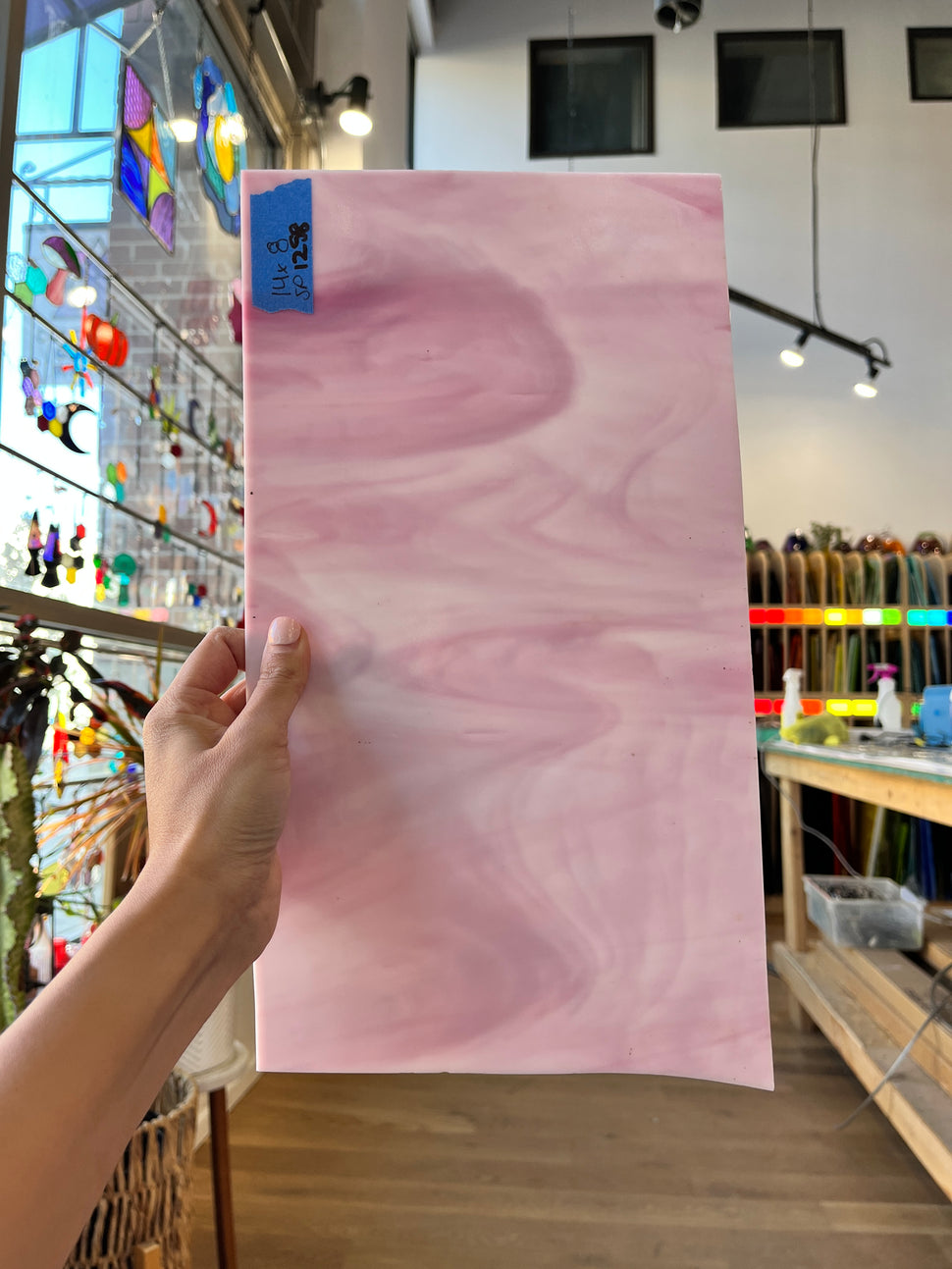 Vintage Pink and White Wispy Opaque Spectrum – Colorado Glass Works