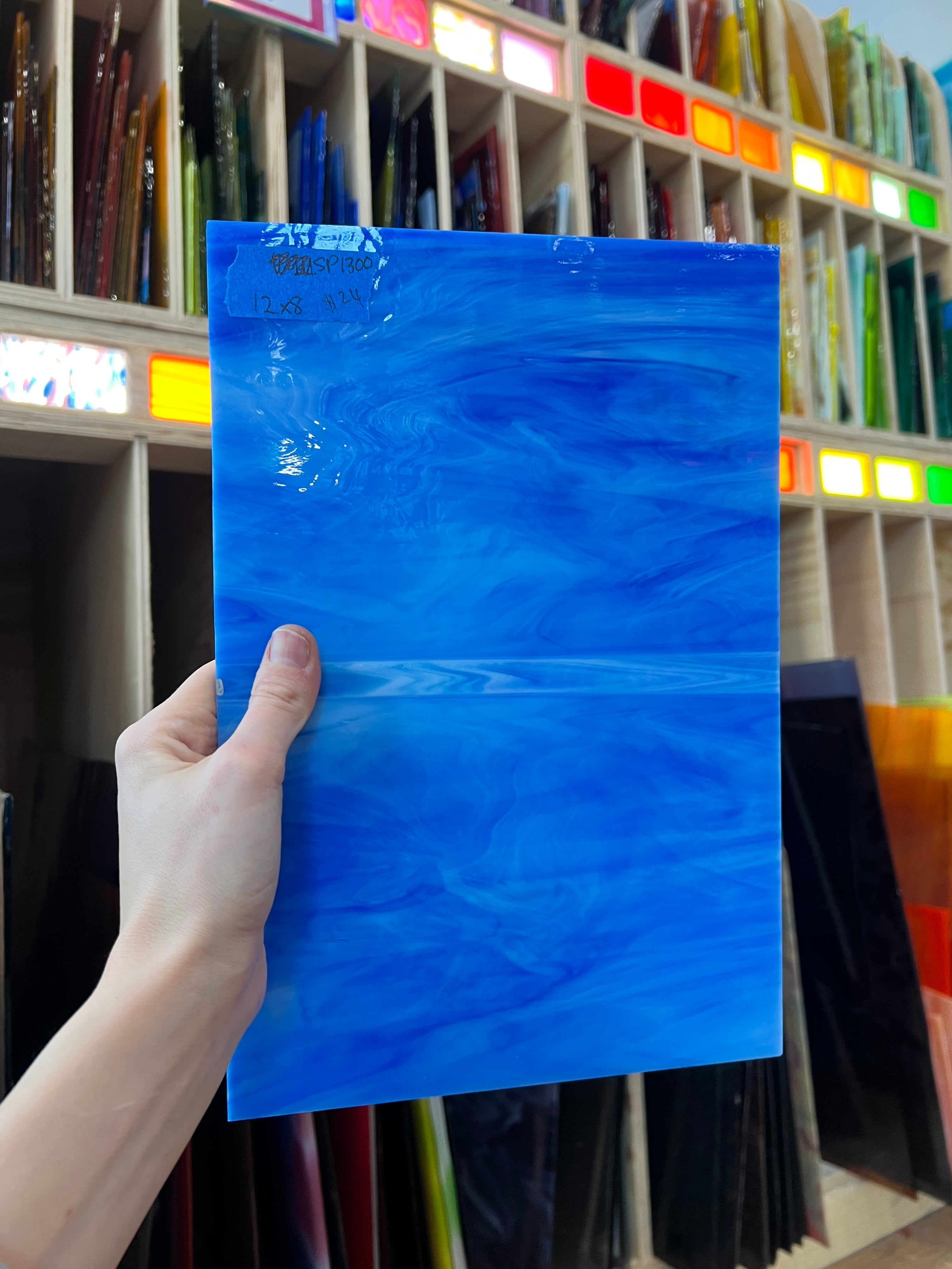 Blue and White Opaque Wispy Spectrum – Colorado Glass Works